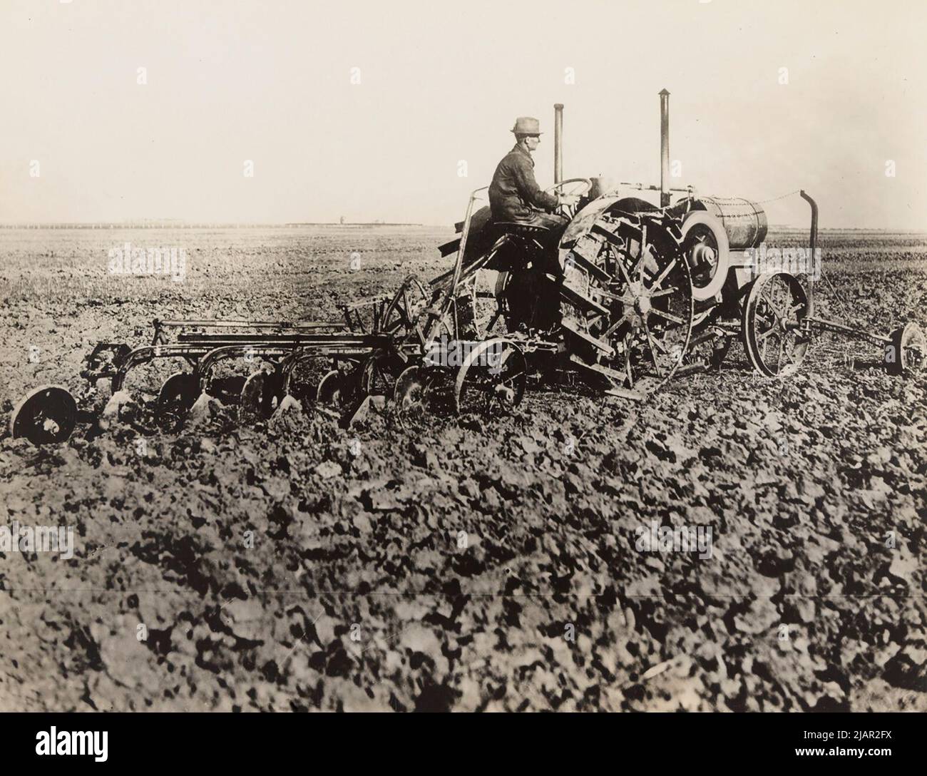 Farmer 1920s High Resolution Stock Photography and Images - Alamy