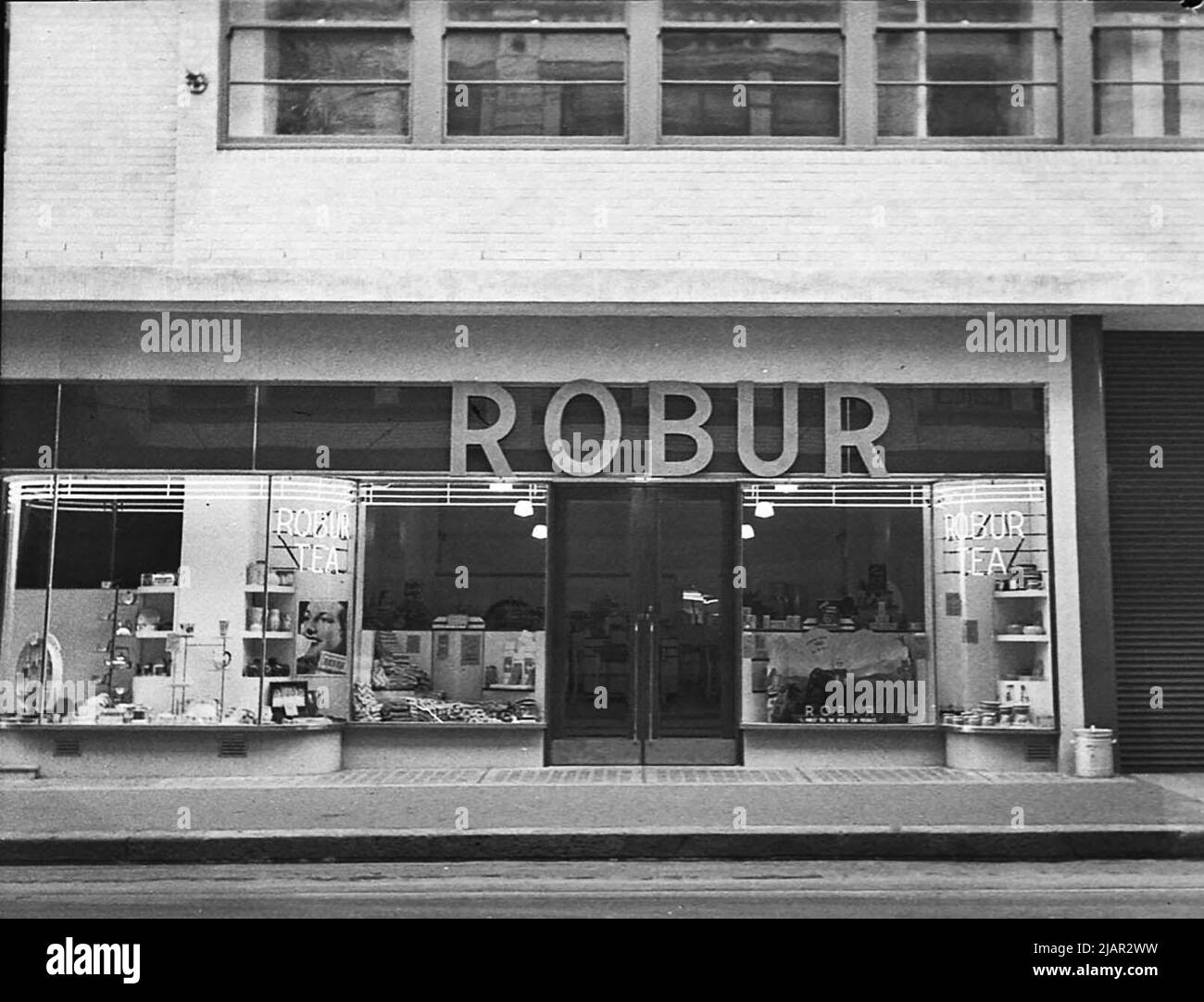 Robur Tea shop ca. 1939 Stock Photo - Alamy