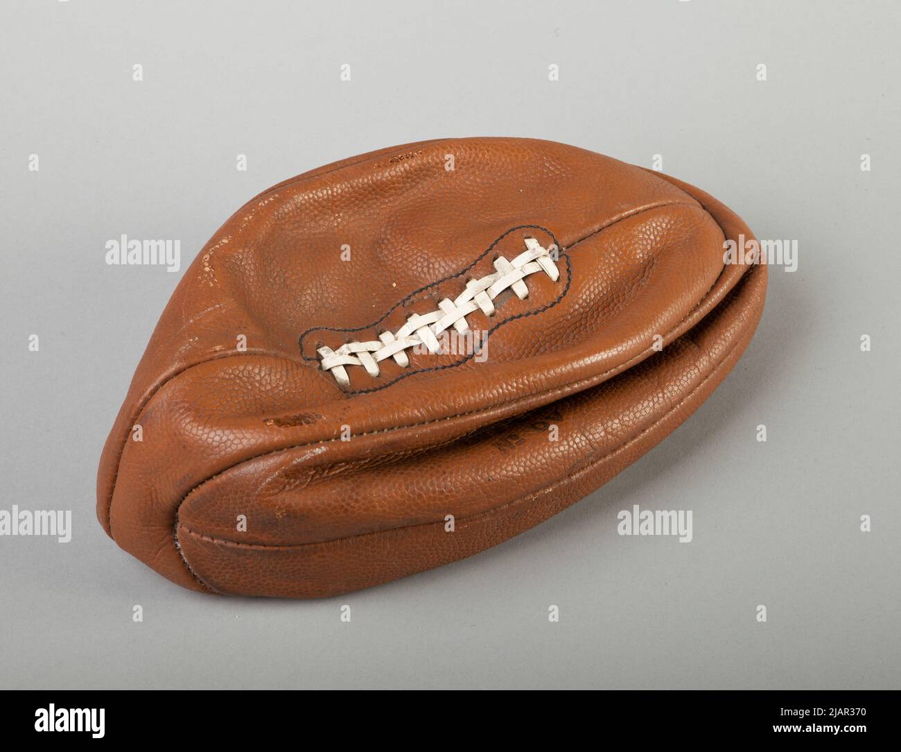 Spalding official ball hi-res stock photography and images - Alamy