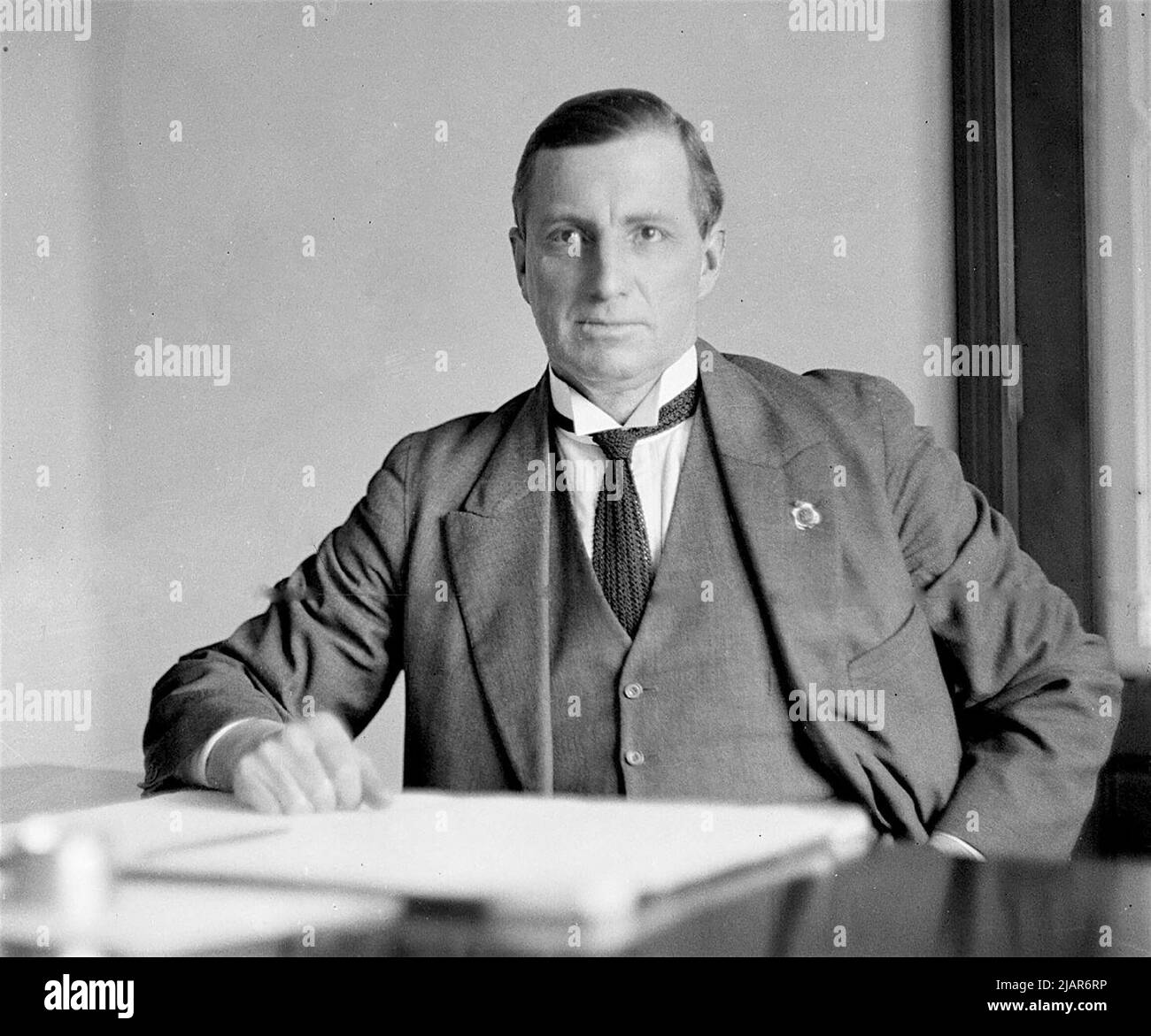 Senator walter duncan hi-res stock photography and images - Alamy