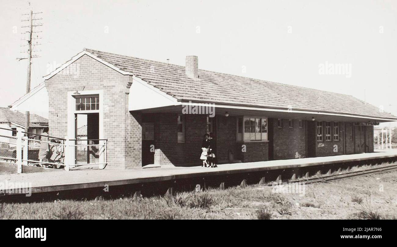 Meltham train station hi-res stock photography and images - Alamy