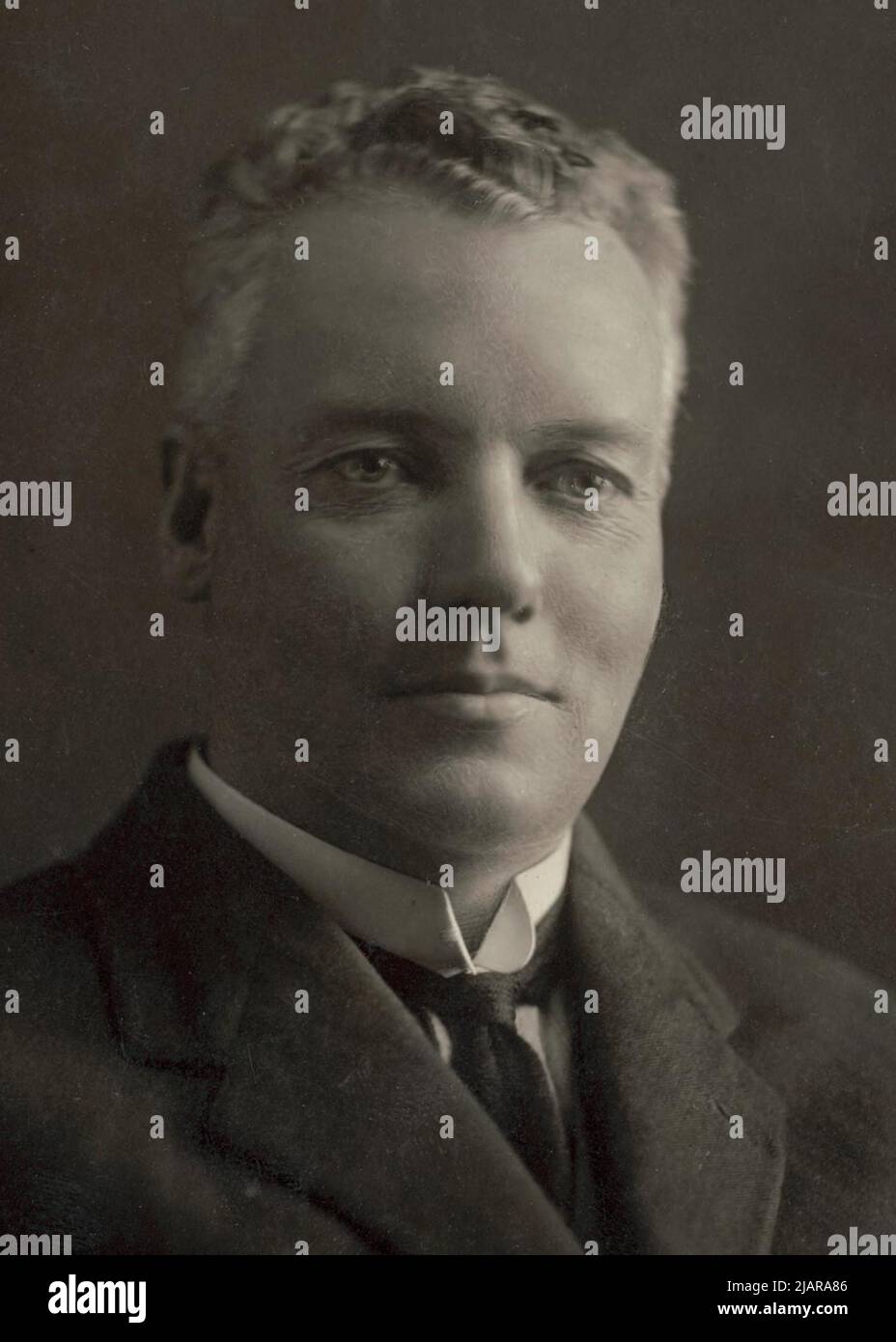 John keating hi-res stock photography and images - Alamy