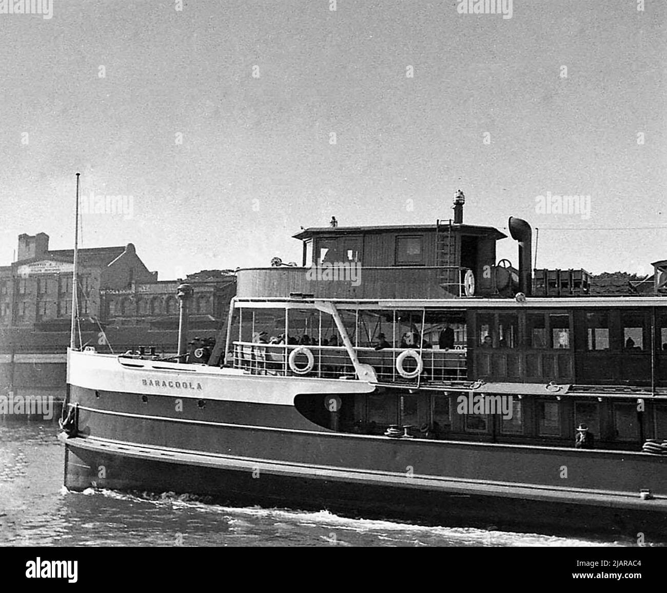 Sydney ferry BARAGOOLA leaving Circular Quay ca. 1937 Stock Photo - Alamy