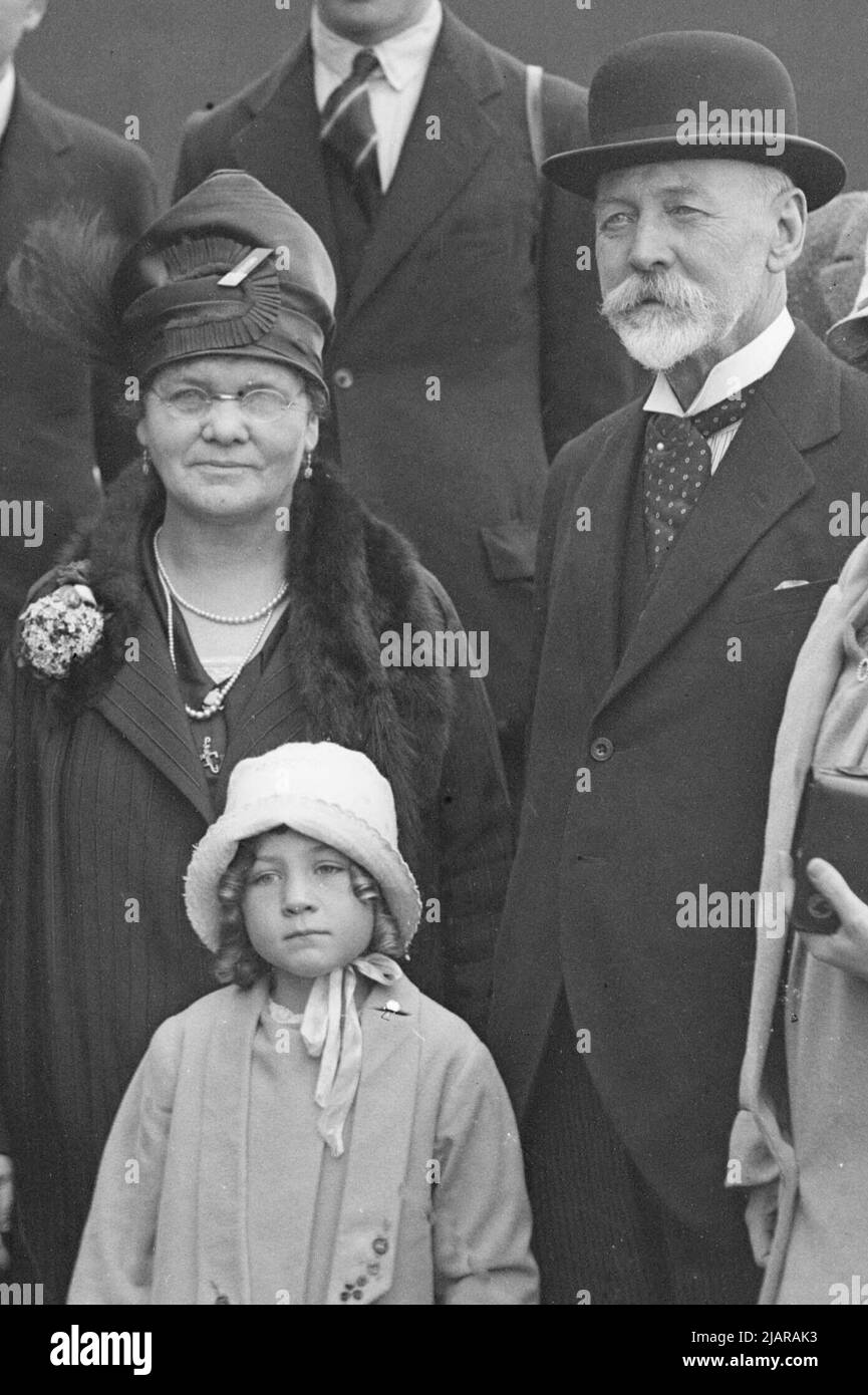 Dame mary cook hi-res stock photography and images - Alamy