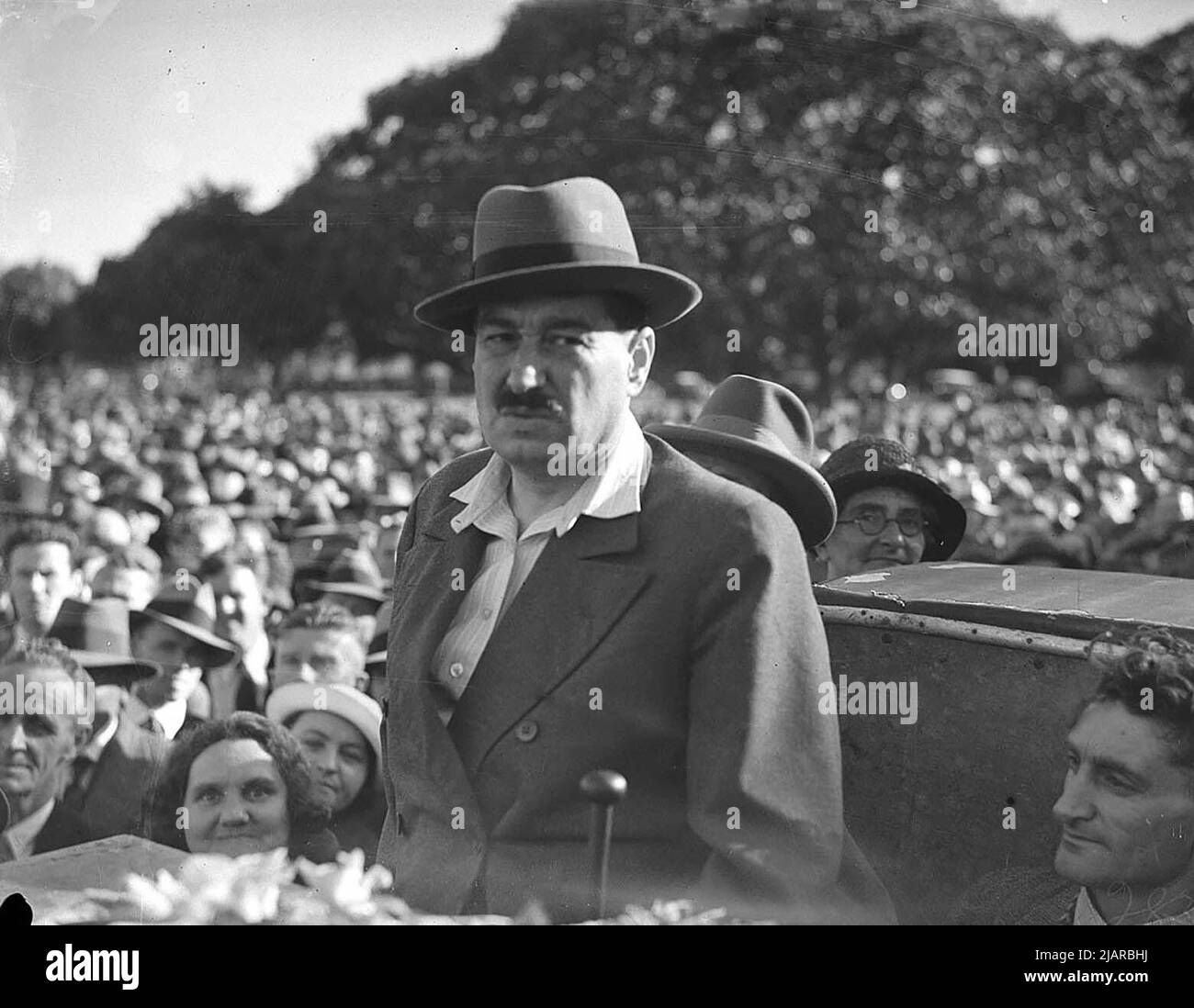 Egon Kisch addresses a crowd in Sydney's Domain on the dangers of ...