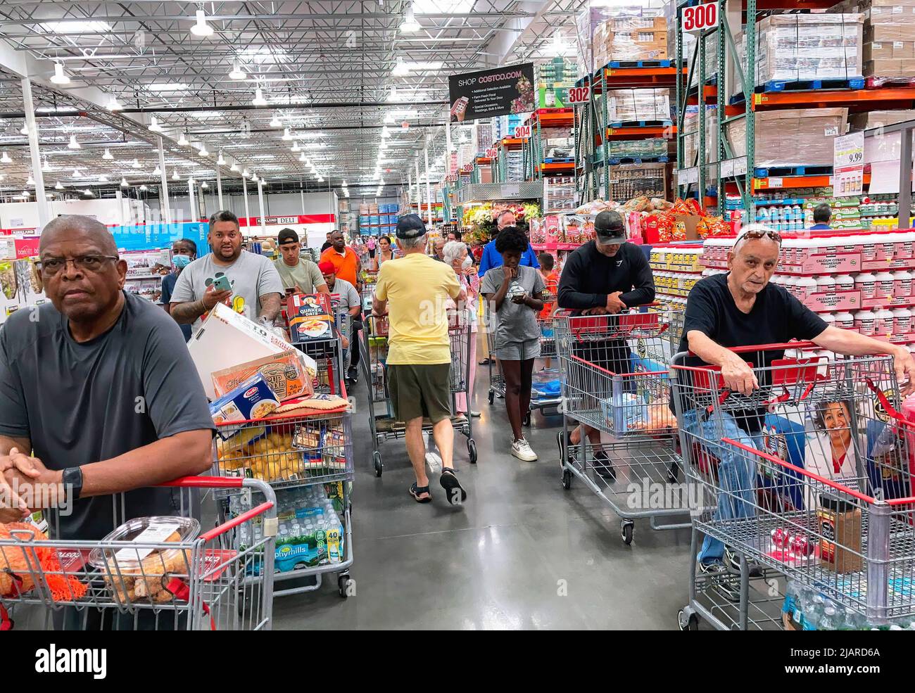 Check out line hi-res stock photography and images - Alamy