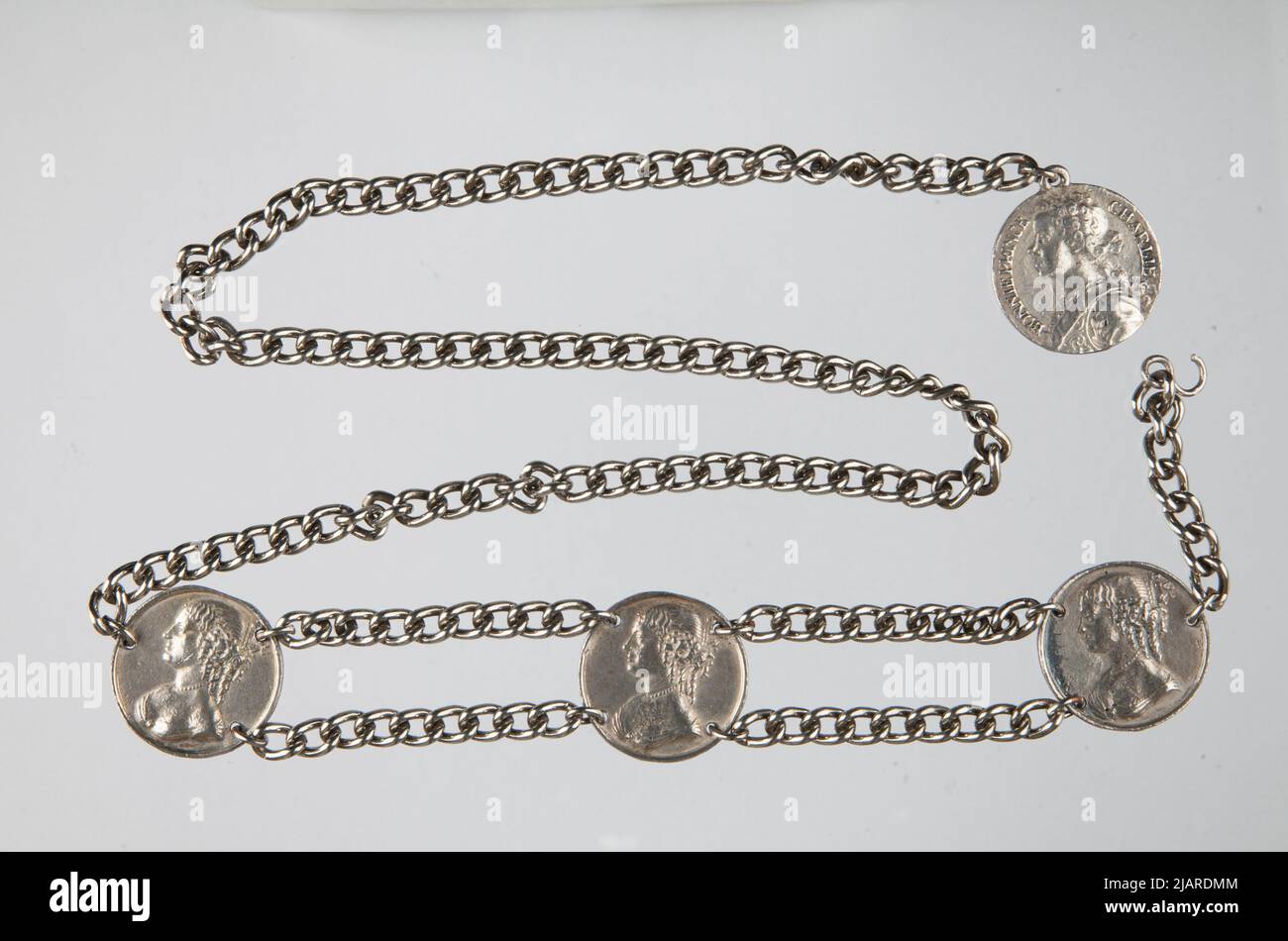 Chain with medals hi-res stock photography and images - Alamy