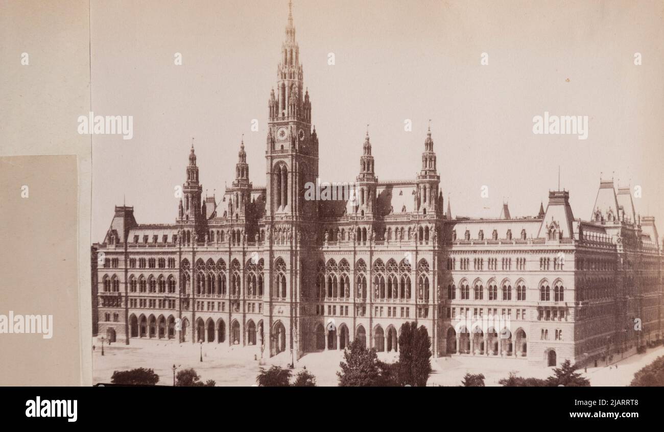 VIENNA – Rathaus unknown Stock Photo - Alamy