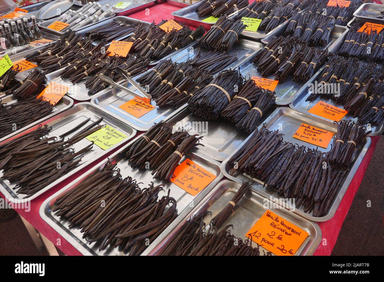 Real fresh vanilla from la reunion island madagascar vanille bourbon ...