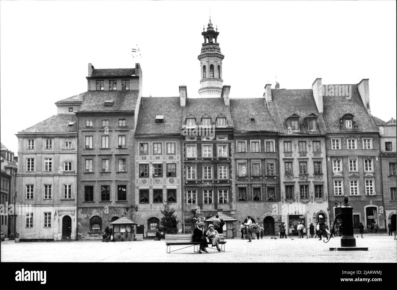 Der Alte Marktplatz in der Altstadt von Warschau Stock Photo - Alamy
