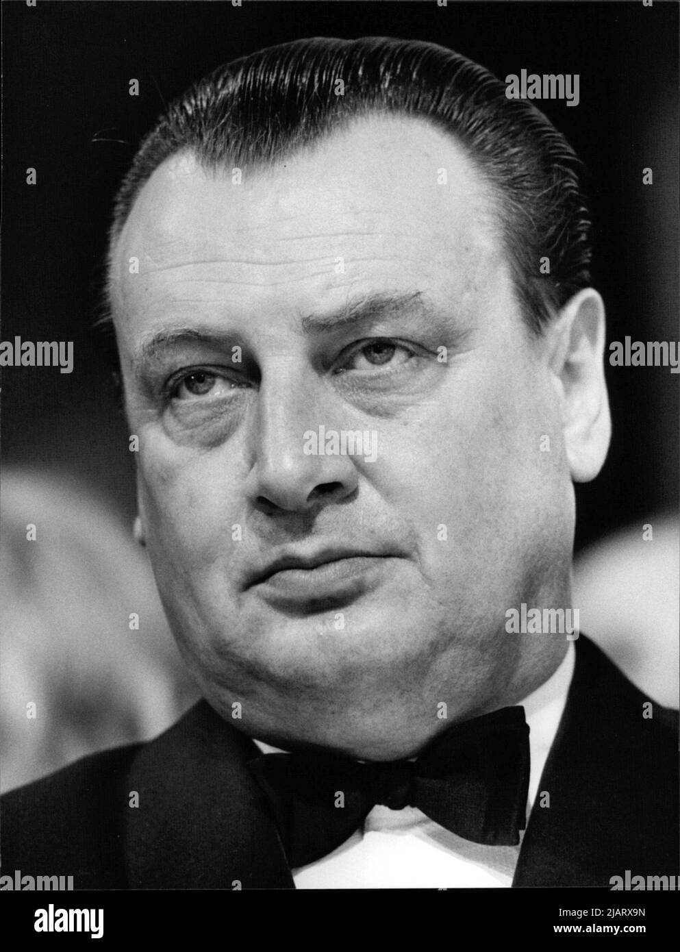 Deutscher Journalist und Vorstandsvorsitzender des Axel-Springer ...