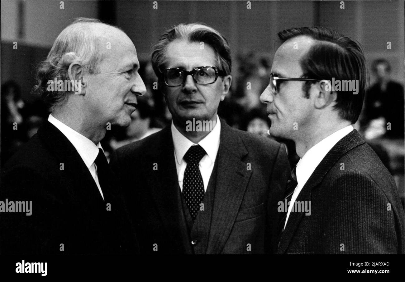 Das Foto zeigt den Regierenden Bürgermeister von Berlin, Hans-Jochen ...