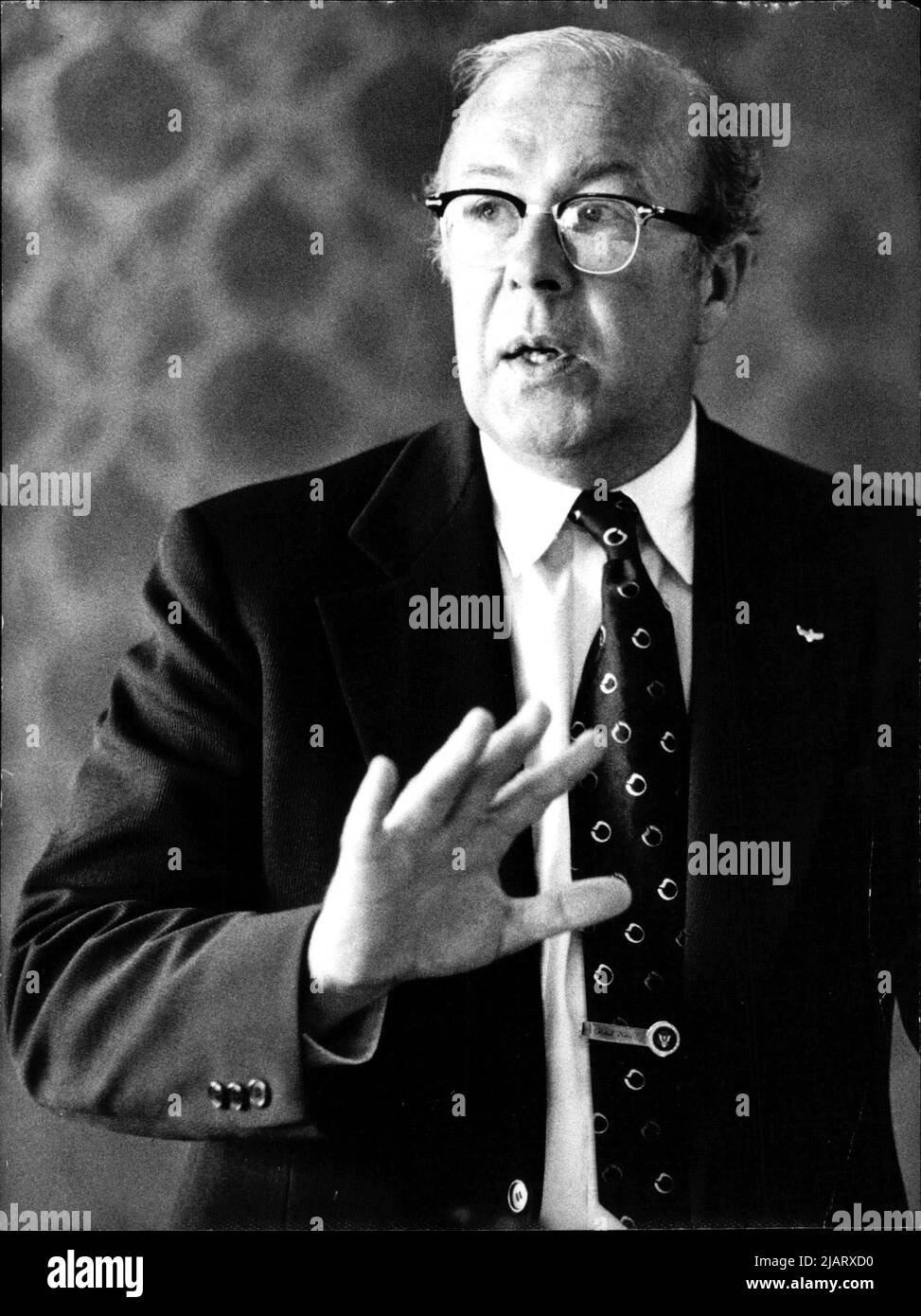 George shultz hi-res stock photography and images - Alamy