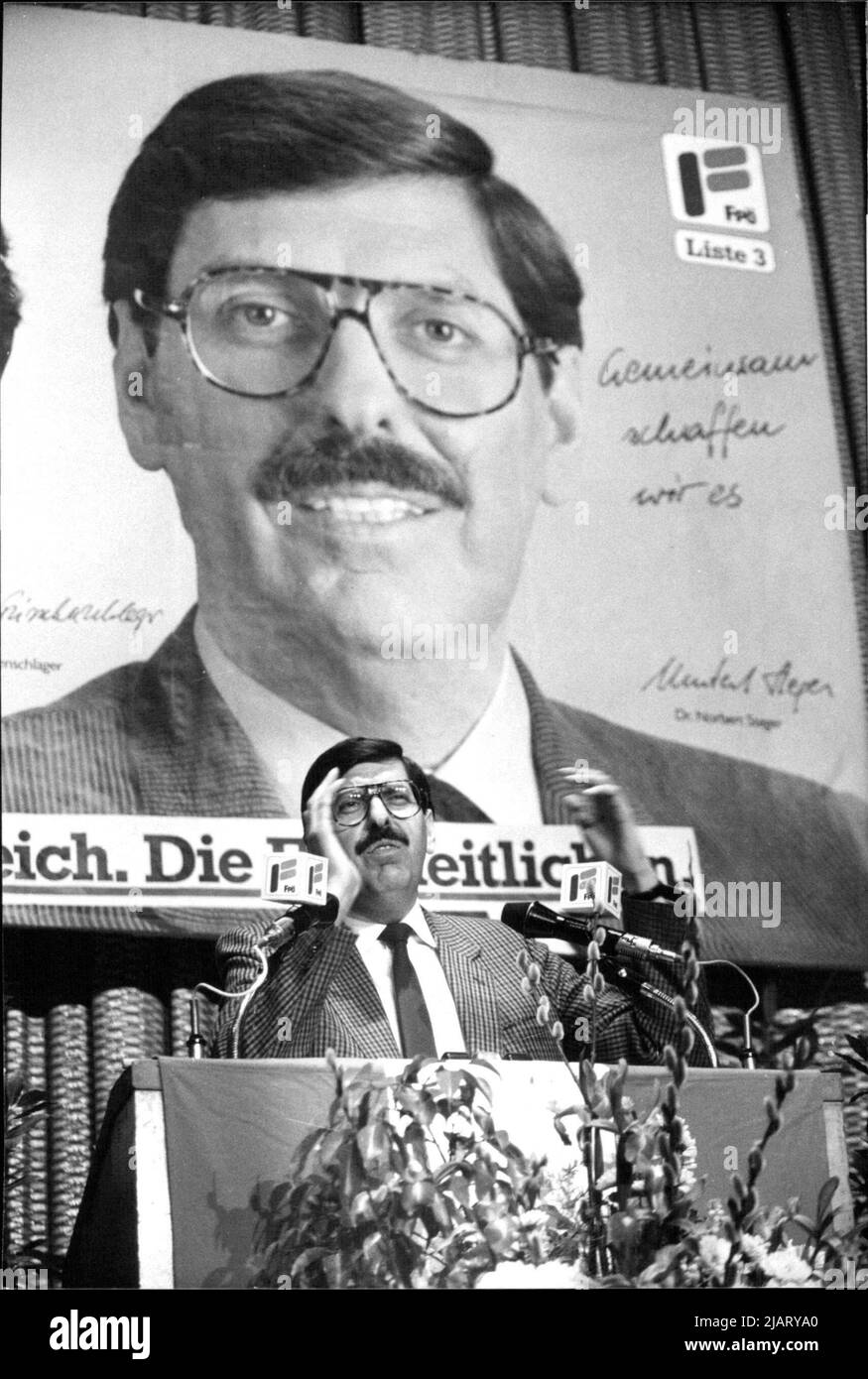 Ein Foto von Dr. Norbert Steger (österreichischer Politiker der FPÖ ...