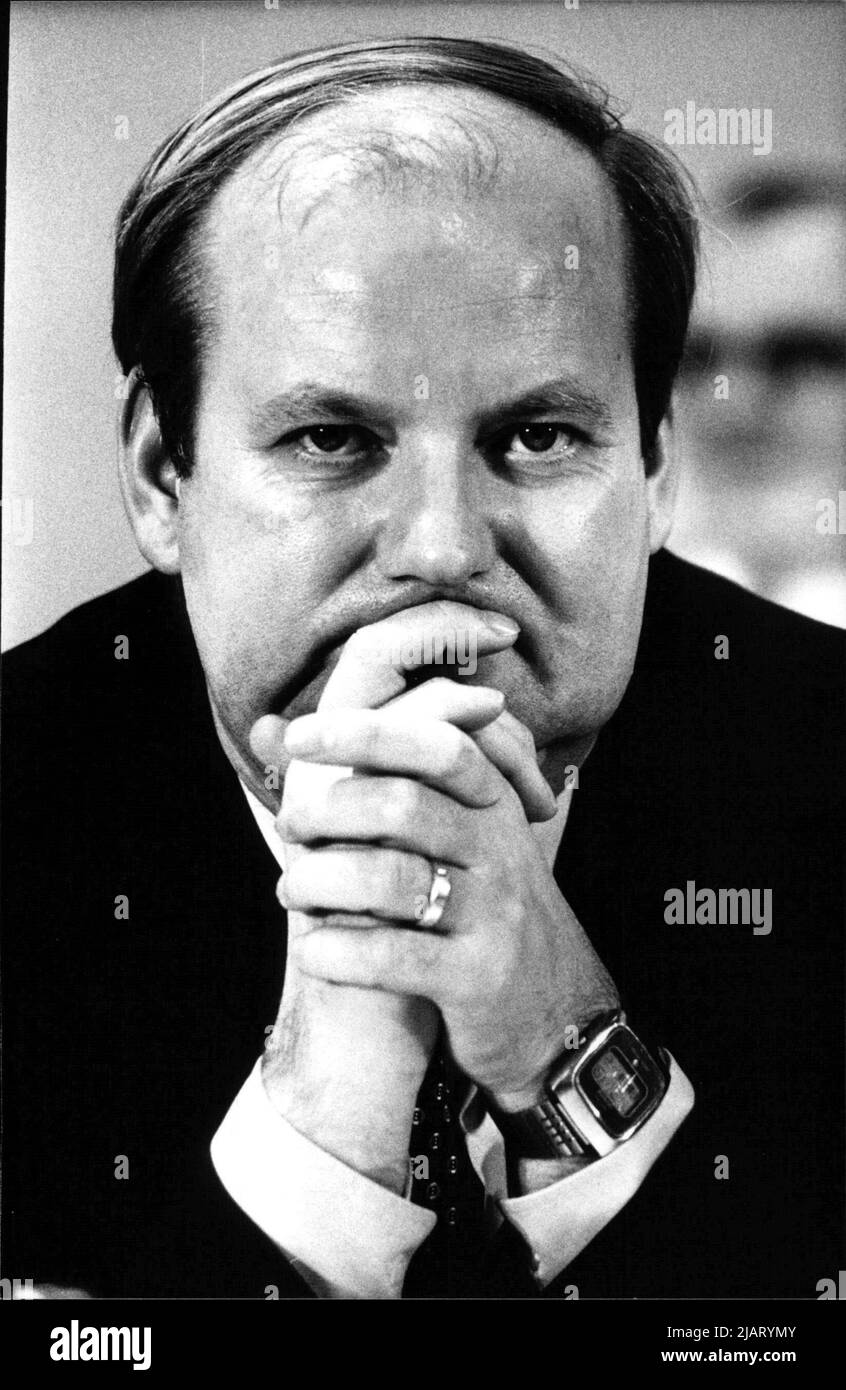 Regierender Bürgermeister von Berlin (1977-1981) Dietrich Stobbe (SPD ...