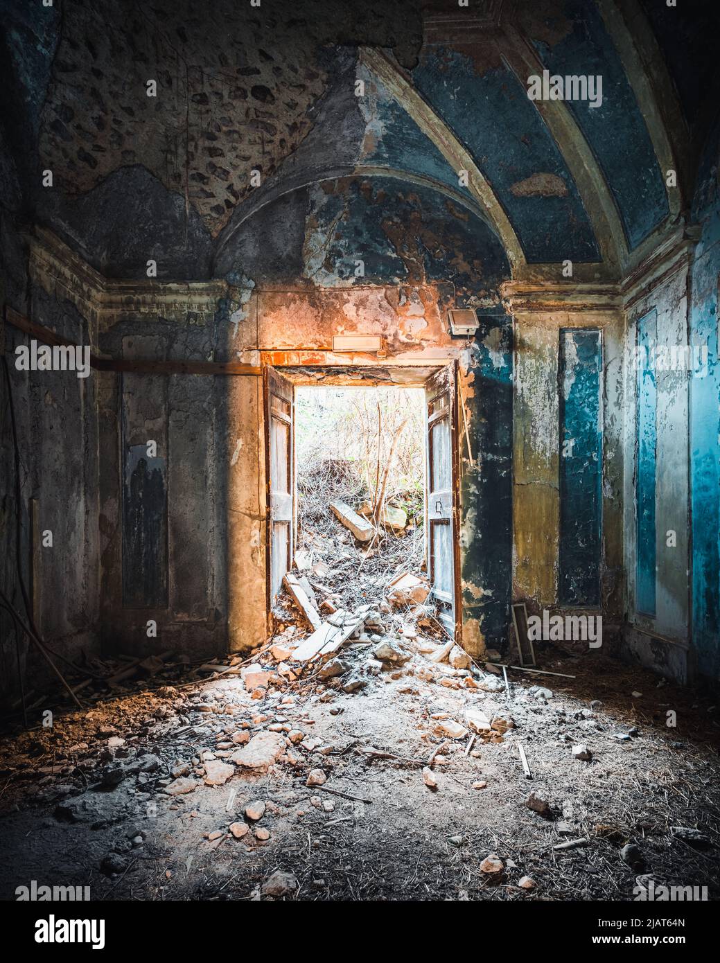 Abandoned Derelict Building in Decay in Italy Stock Photo - Alamy