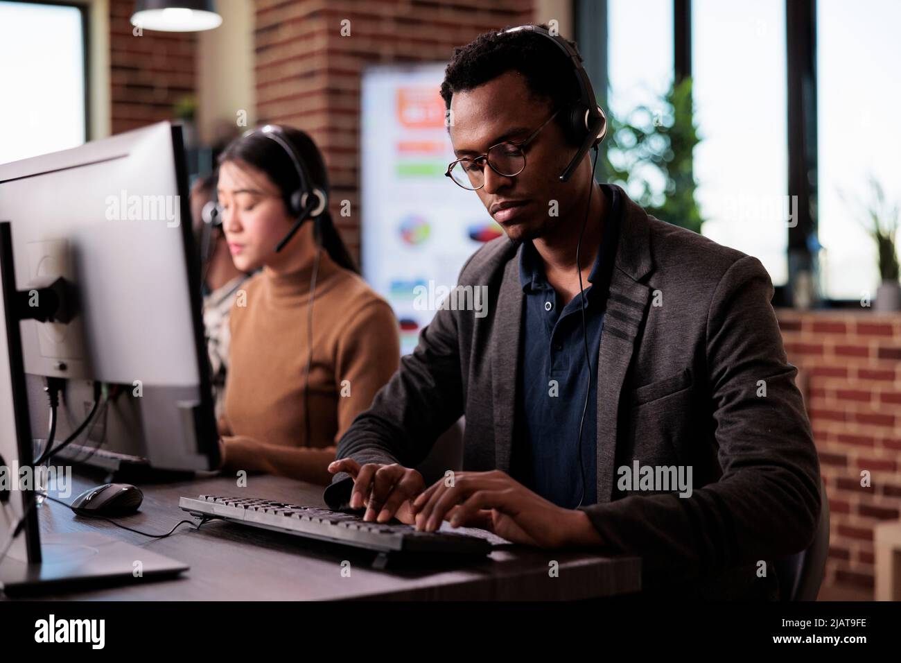 Phone operator diverse hi-res stock photography and images - Alamy