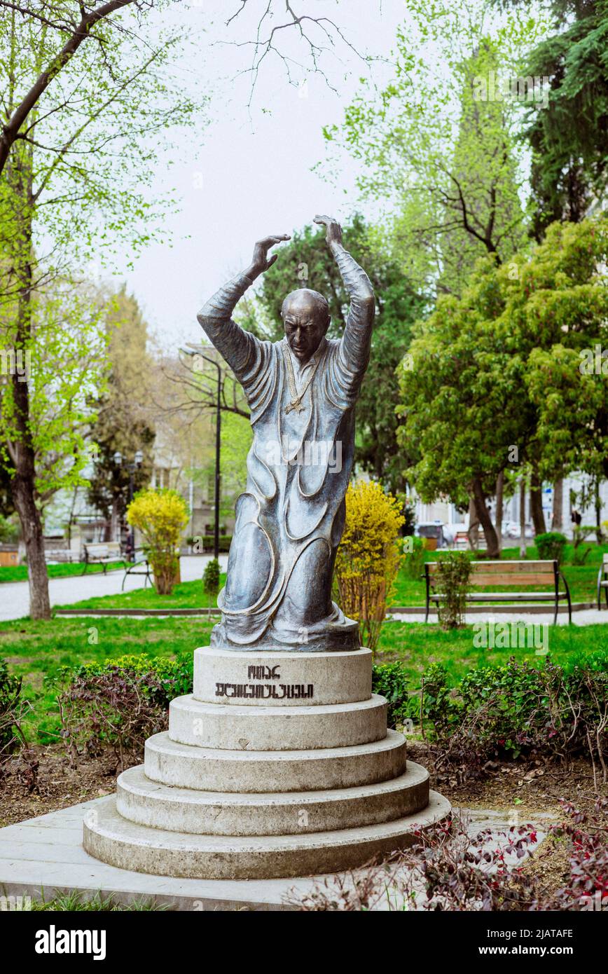 Statue in 9 April Park (Tbilisi/Georgia Stock Photo - Alamy
