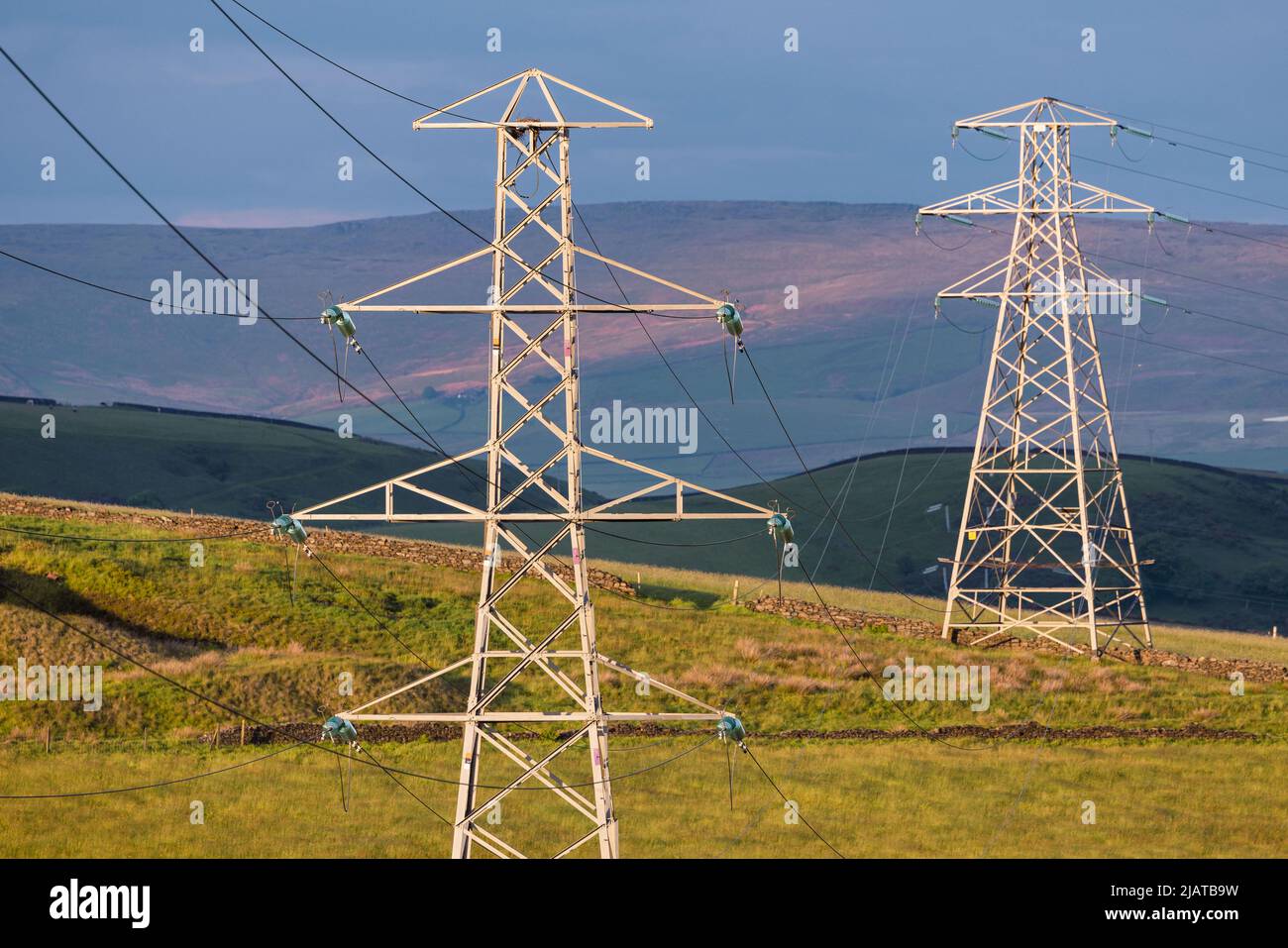 Pylons uk hills hi-res stock photography and images - Alamy