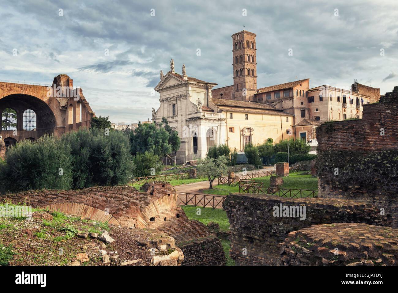 Foro romano aerial hi-res stock photography and images - Alamy