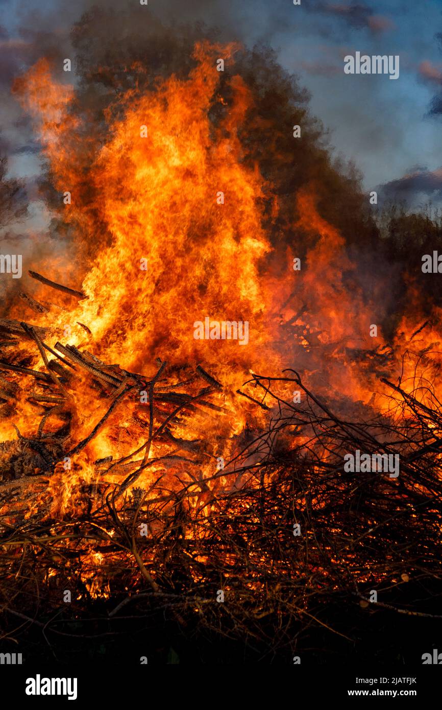 Sea of flames from a major fire Stock Photo - Alamy