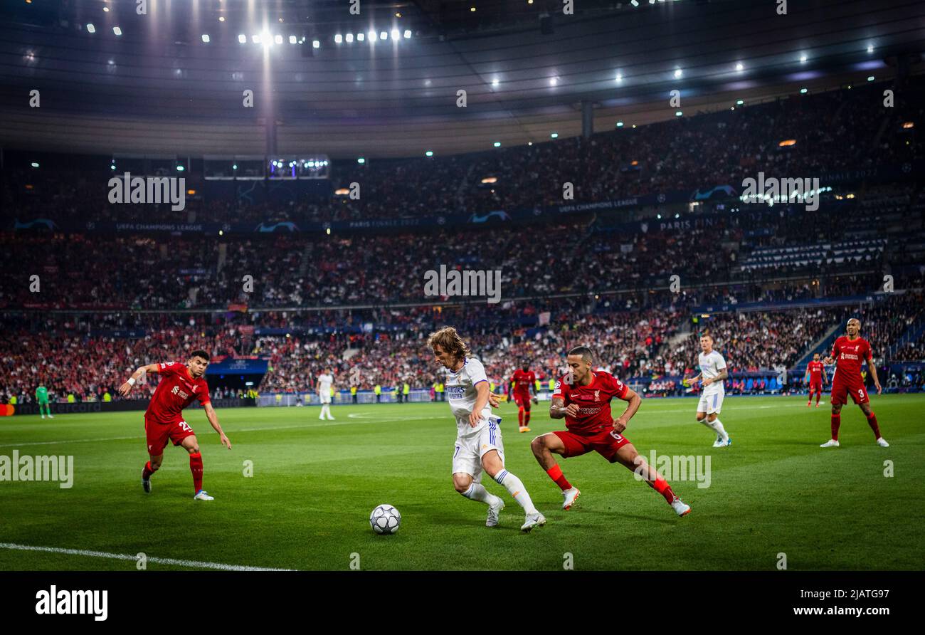 Luka Modric (Real), Luis Diaz (Liverpool), Thiago (Liverpool) FC ...