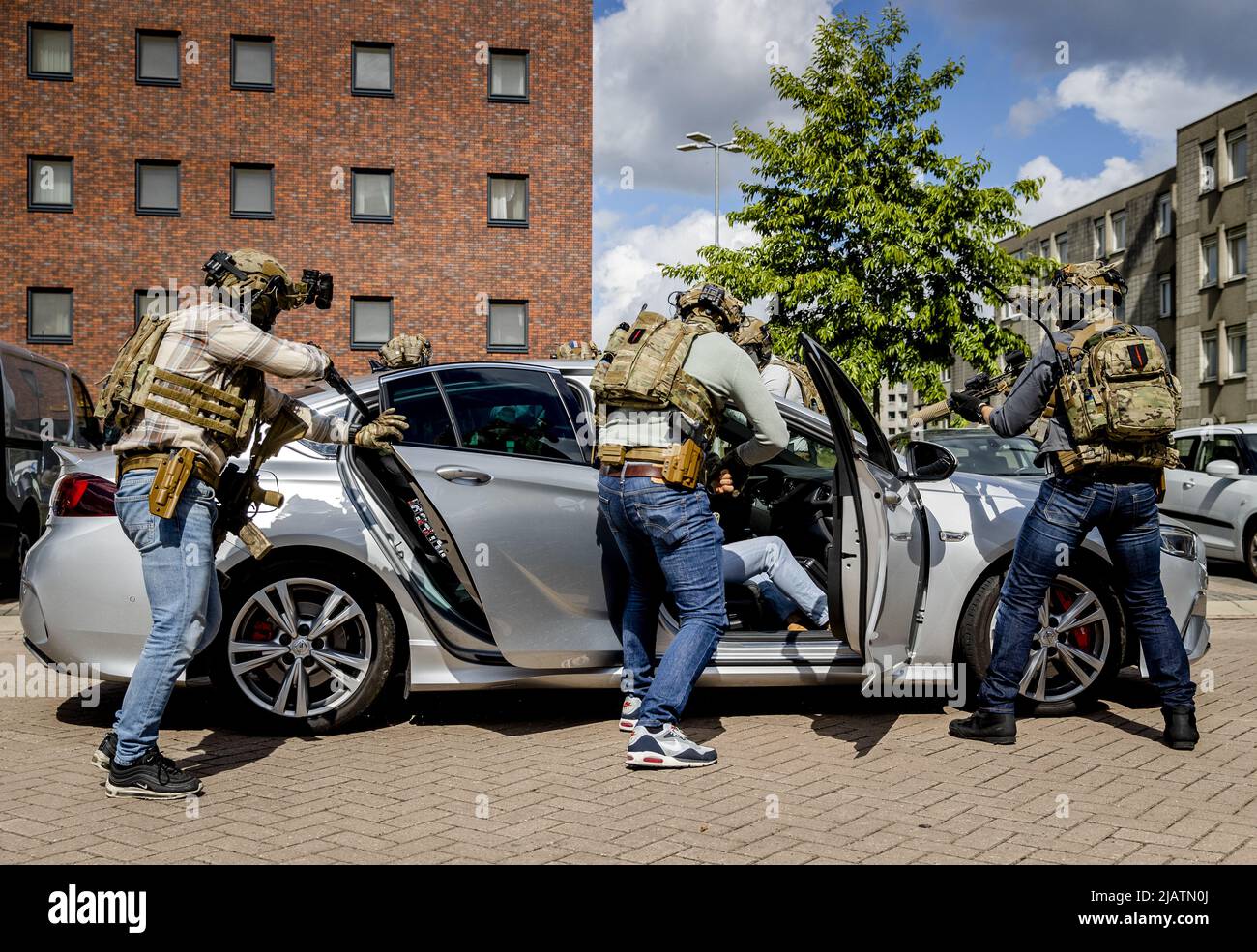 ROTTERDAM - 2022-06-01 11:01:24 ROTTERDAM - Soldiers from the ...