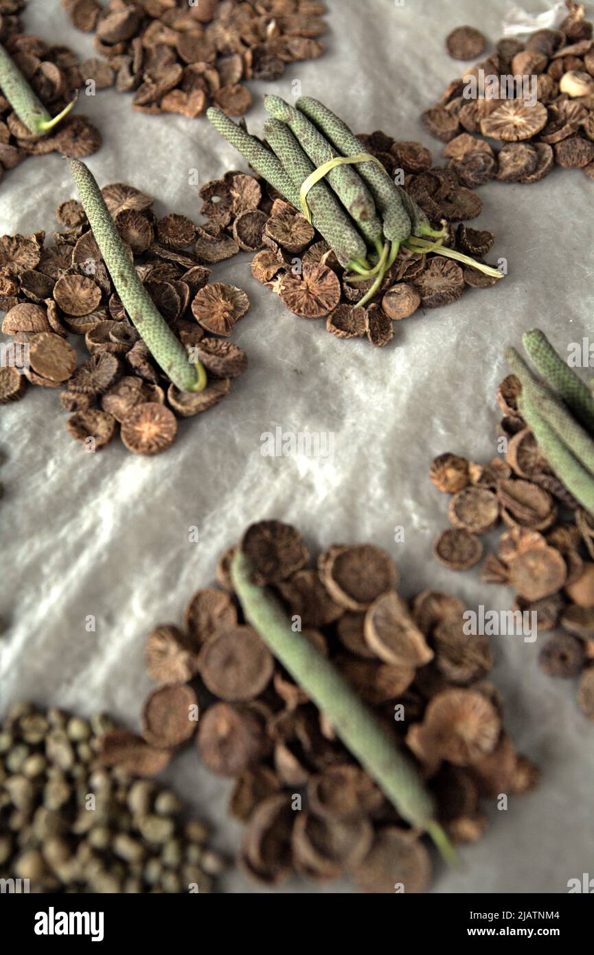 Betel chewing set hi-res stock photography and images - Alamy