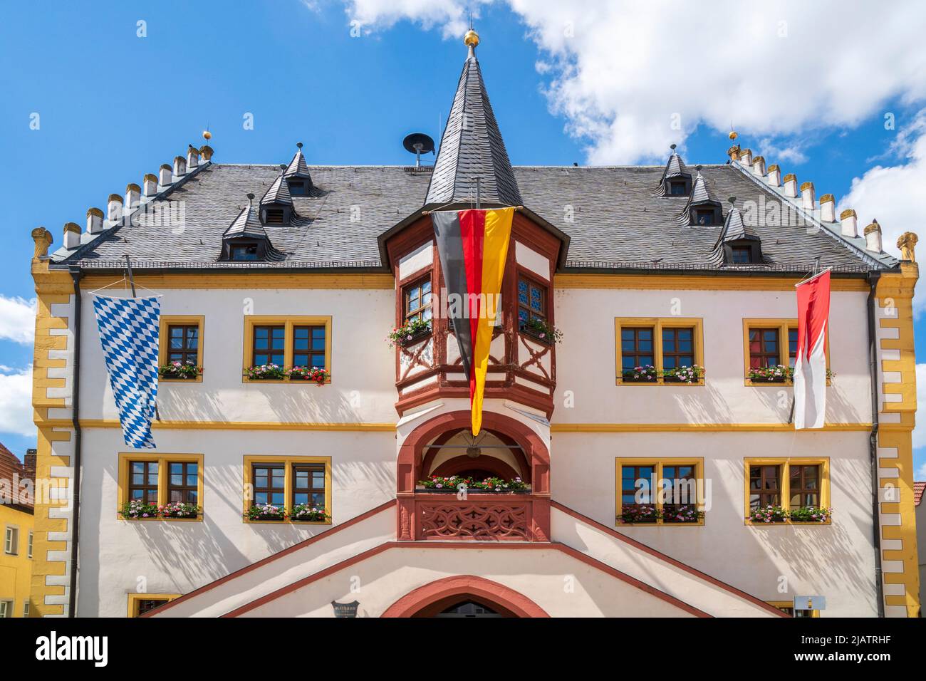 Die historische Altstadt von Volkach am Main in Unterfranken mit ...