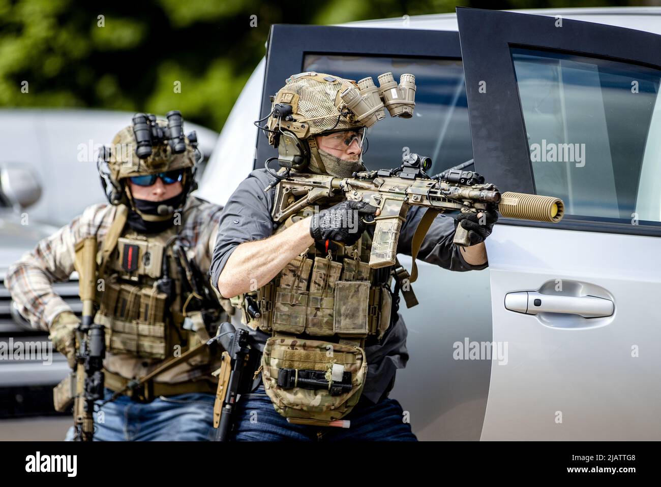 ROTTERDAM - 2022-06-01 11:02:34 ROTTERDAM - Soldiers from the ...