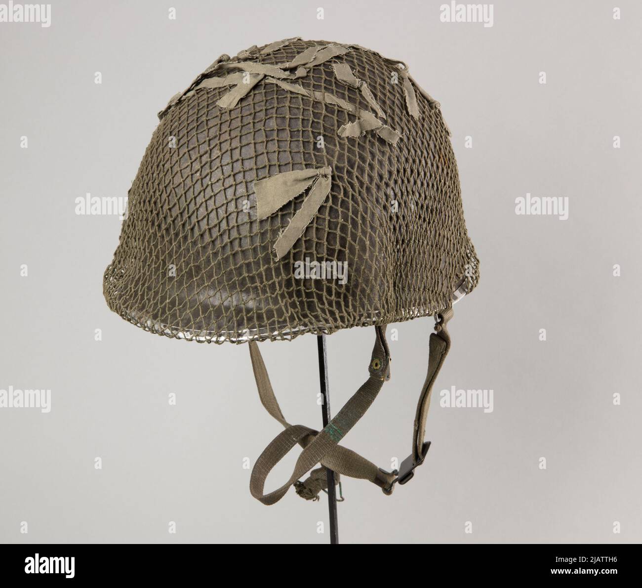 USA helmet model M1 from World War II (mesh camouflage) unknown label ...