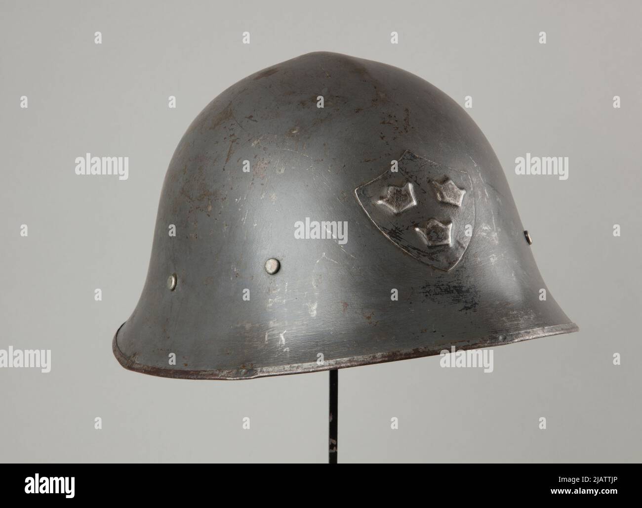Swedish helmet pattern 1918 (model also referred to as M 1921 18 ...