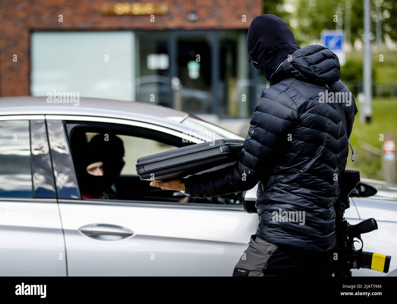 2022-06-01 11:01:33 ROTTERDAM - Soldiers from the Netherlands Maritime ...