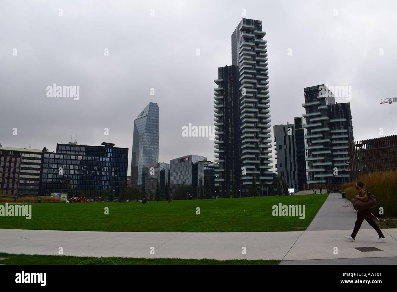 Il bosco verticale hi-res stock photography and images - Alamy