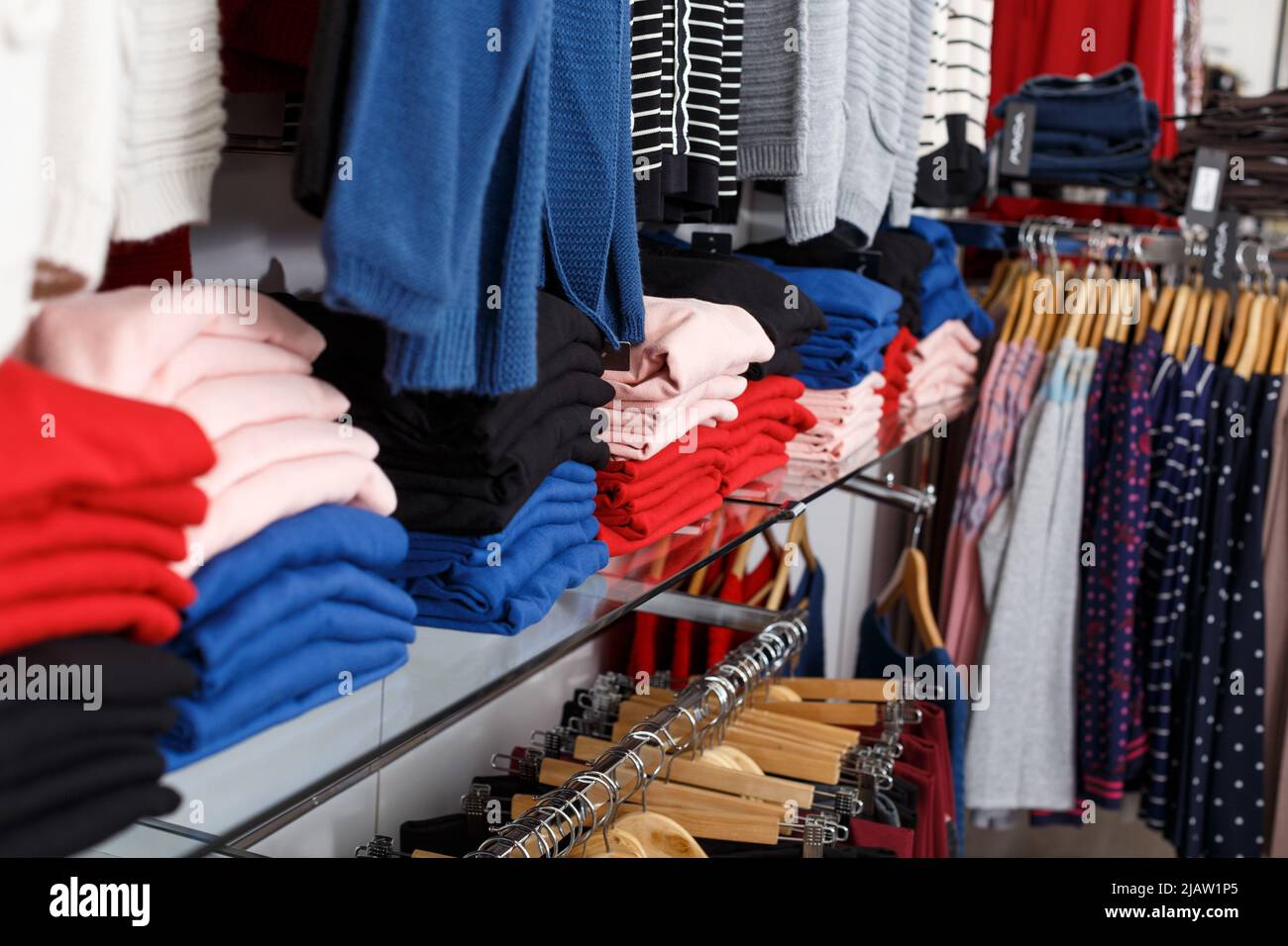 Luxury clothes stand hi-res stock photography and images - Alamy