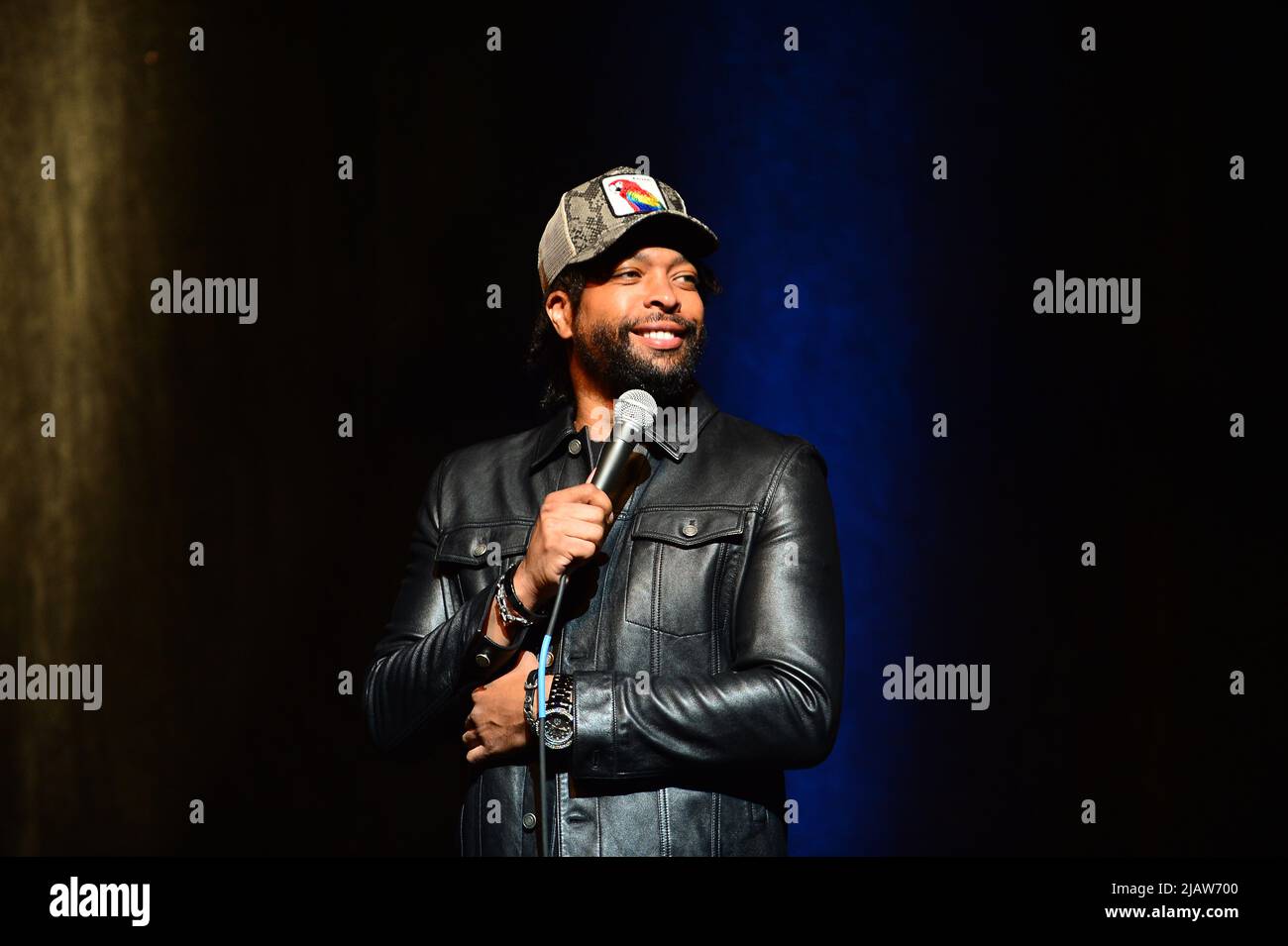 James davis comedy hi-res stock photography and images - Alamy