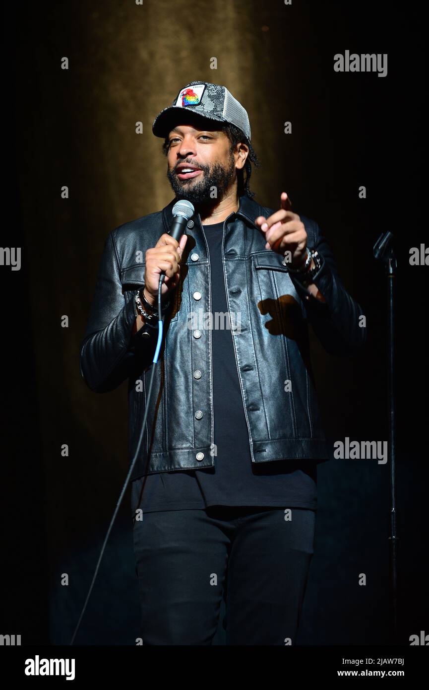MIAMI, FL - MAY 30: Actor/ Comedian DeRay Davis performs live on stage ...