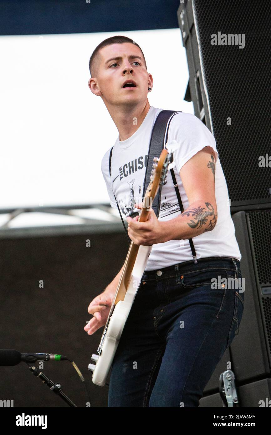 Grade 2 band hi-res stock photography and images - Alamy