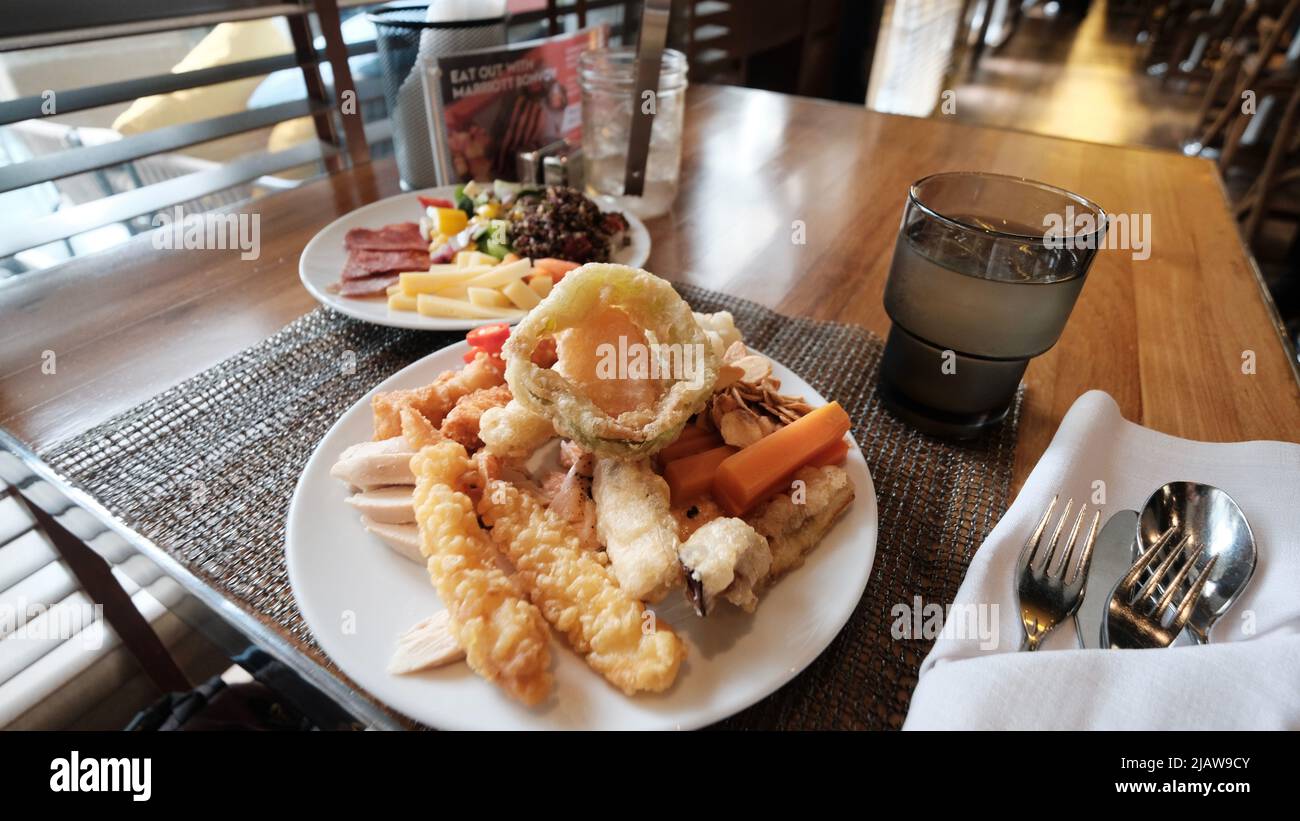 Hotel kitchen hi-res stock photography and images - Alamy