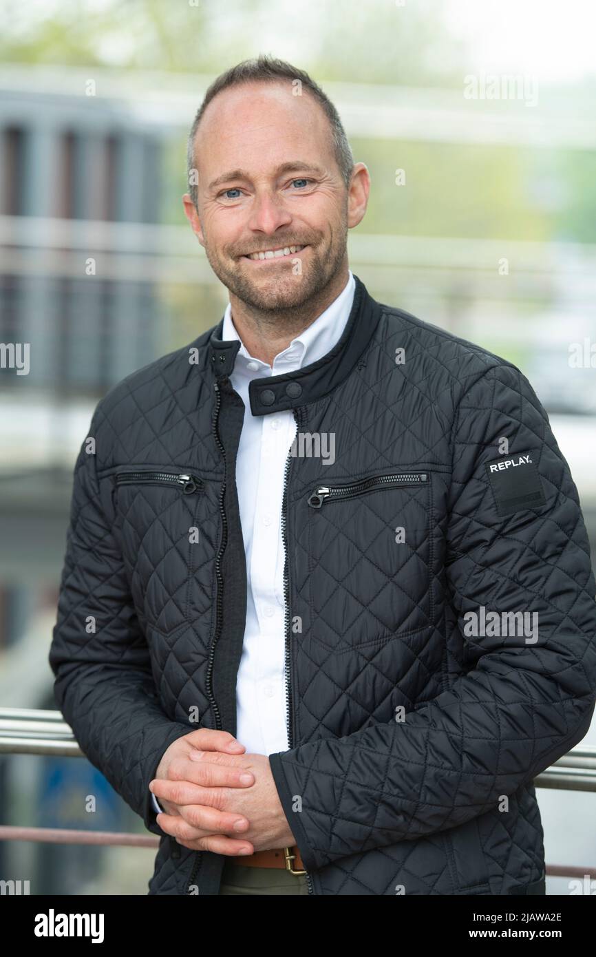 Cologne, Deutschland. 26th Apr, 2022. Actor Balian BUSCHBAUM new in the ...