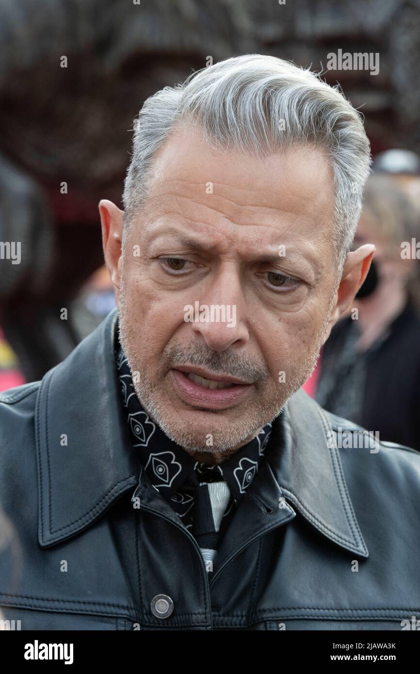 Cologne, Deutschland. 30th May, 2022. Actor Jeff GOLDBLUM, USA, Red ...