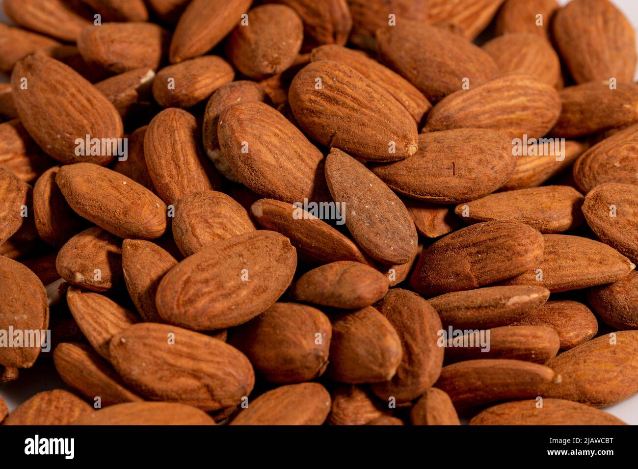 Full almonds hi-res stock photography and images - Alamy