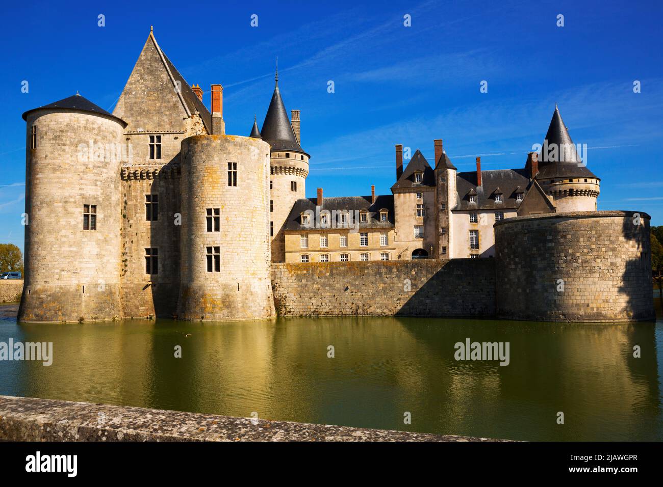 Chateau de Sully-sur-Loire, France Stock Photo - Alamy