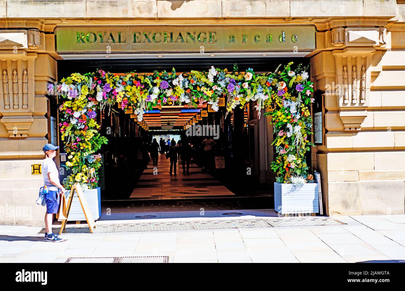 St annes square and exchange hi-res stock photography and images - Alamy