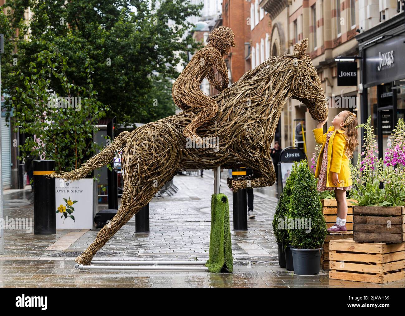 EDITORIAL USE ONLY Four year old Alice Joicey from Sheffield with an ...