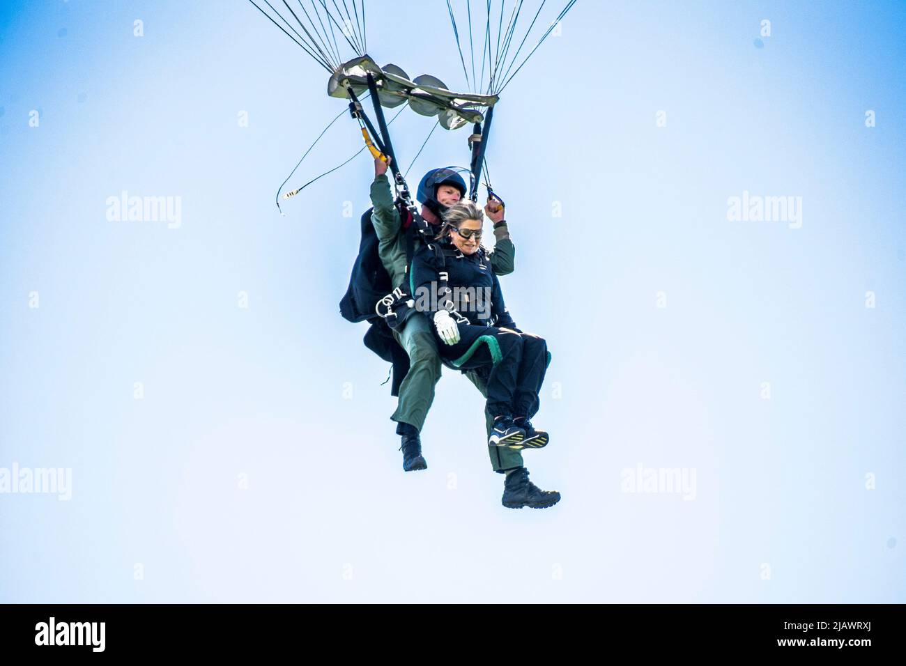 Parachute Training School High Resolution Stock Photography and Images ...