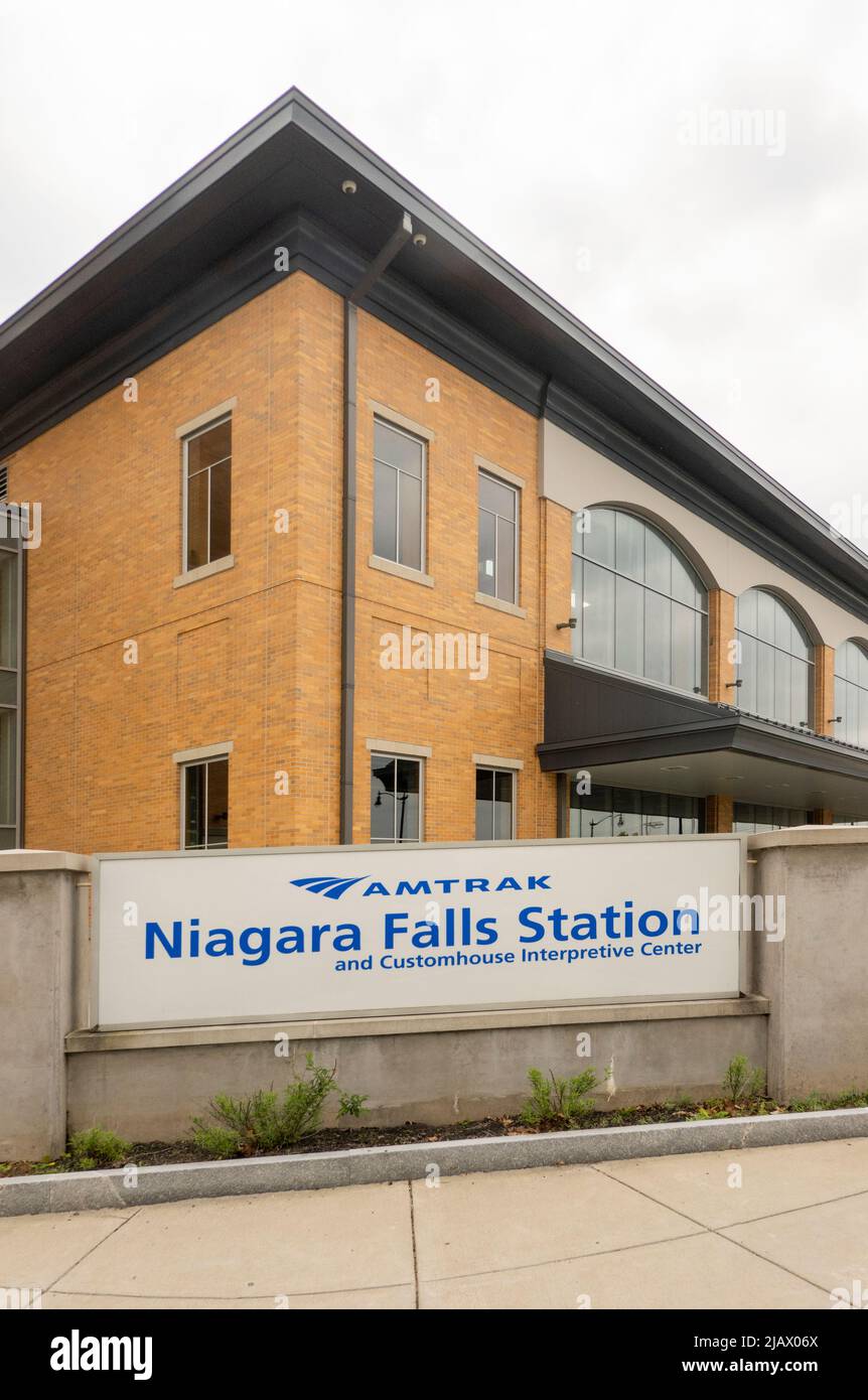 AMTRAK Niagara Falls station and customhouse interpretive center ...