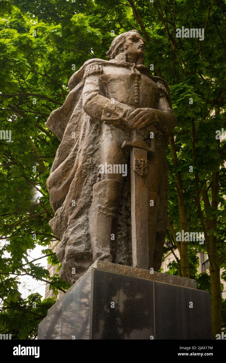 General pulaski statue hi-res stock photography and images - Alamy