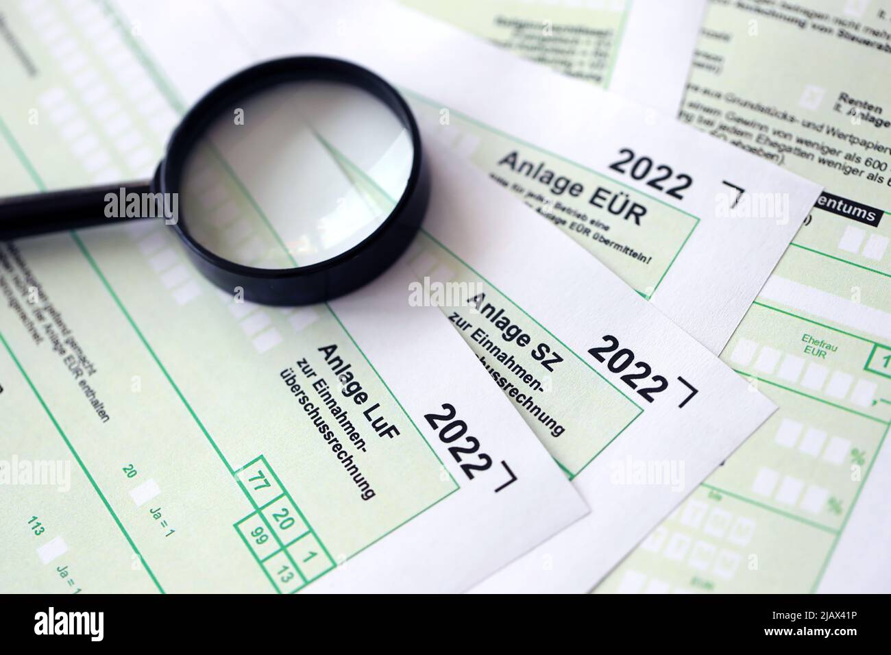 German different tax declaration blank forms - Anlage EUR, Anlage SZ ...