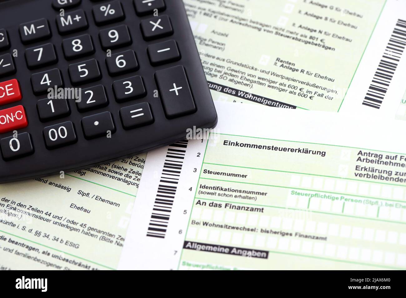 Filing declaration hi-res stock photography and images - Alamy